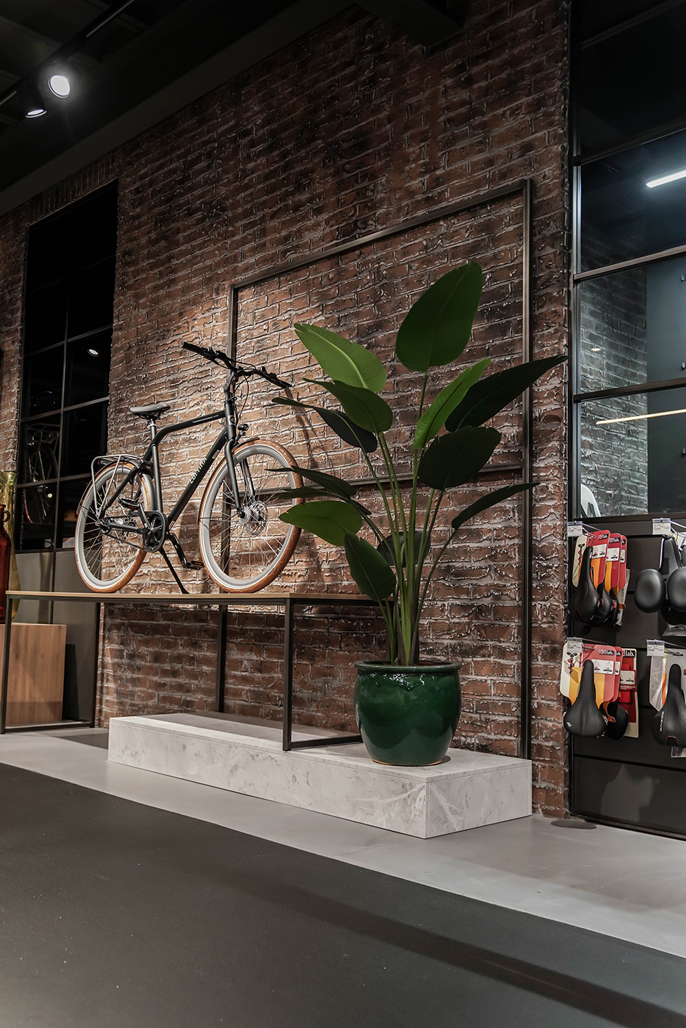 De Mooij Fietsen - Bergen op Zoom - Peter van Son Interieurobjecten